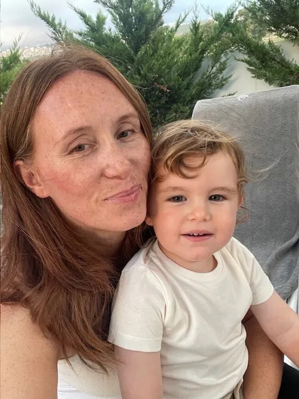 Mulher fala sobre decisão de se tornar mãe solo aos 42: “melhor do que ...