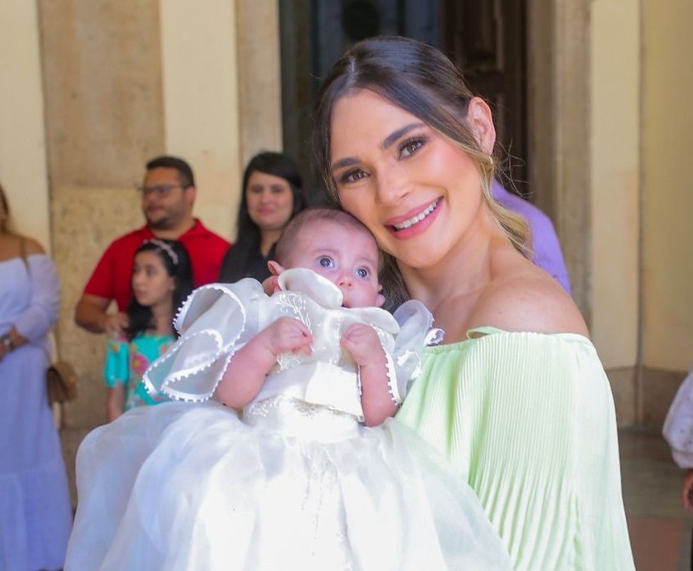 Em relato emocionante, mãe conta como foi perder a filha de 1 ano, com ...