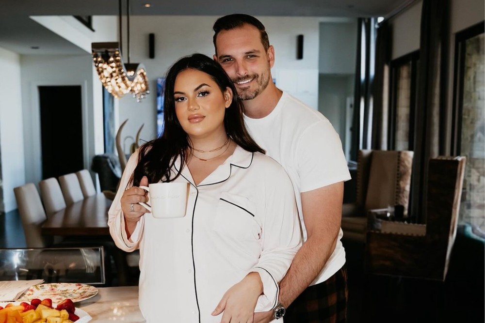 Alexa e Brennon Lemieux, casal de “Casamento às Cegas”, estão esperando o primeiro filho