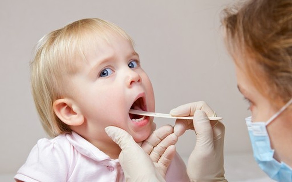 Mononucleose infantil: conheça as causas, sintomas e tratamentos da ...