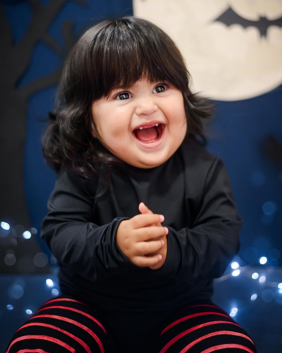 'Bebê vampiro' faz sucesso nas redes sociais; veja fotos