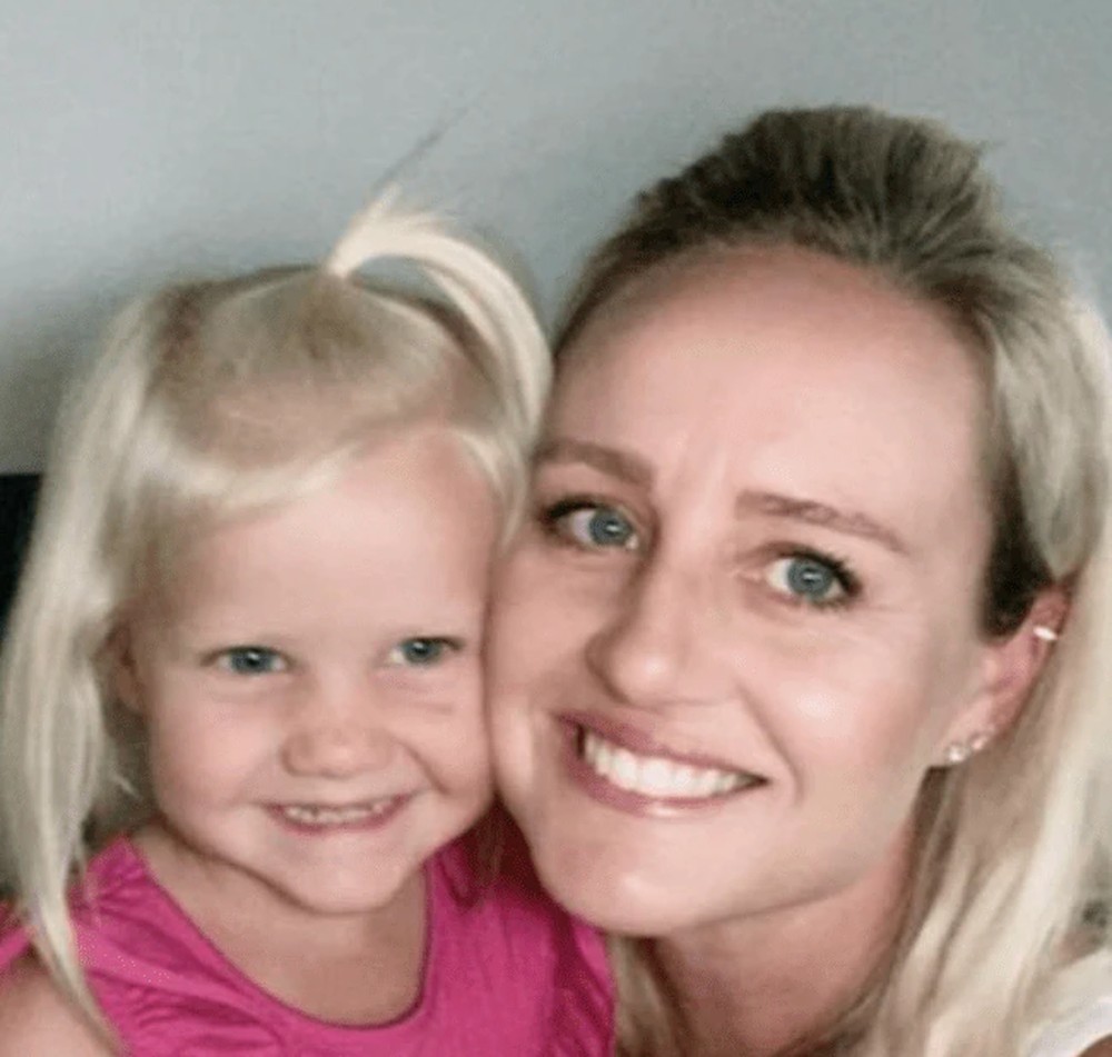 Mãe fala sobre momento horrível depois que filha convulsionou