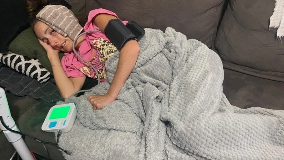 “Me deram quatro meses de vida”, diz mãe de dois, diagnosticada com ...