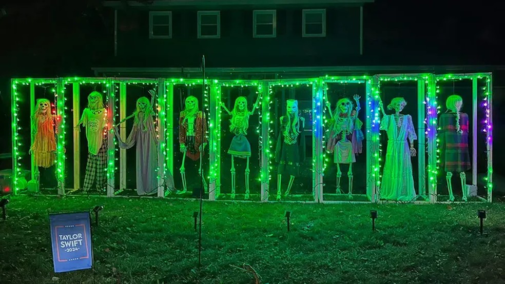 Mãe cria decoração de Halloween inspirada em Taylor Swift e viraliza no ...