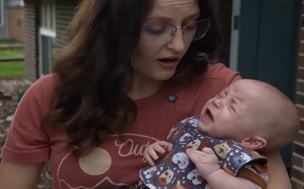 Mulher sofre AVC durante a gravidez: 'Não conseguia ver nada', diz