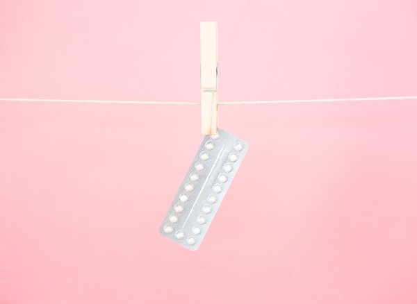 Quanto tempo depois de parar de tomar anticoncepcional posso engravidar?