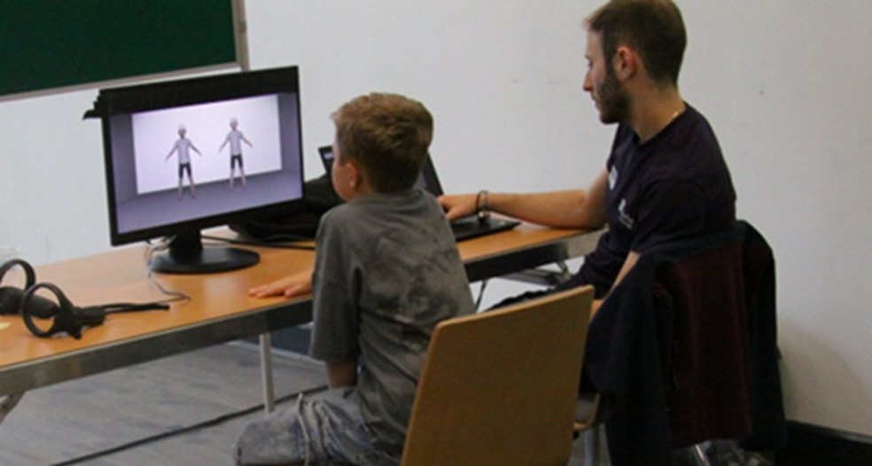Percepção de imagem corporal começa aos 7 anos, revela estudo