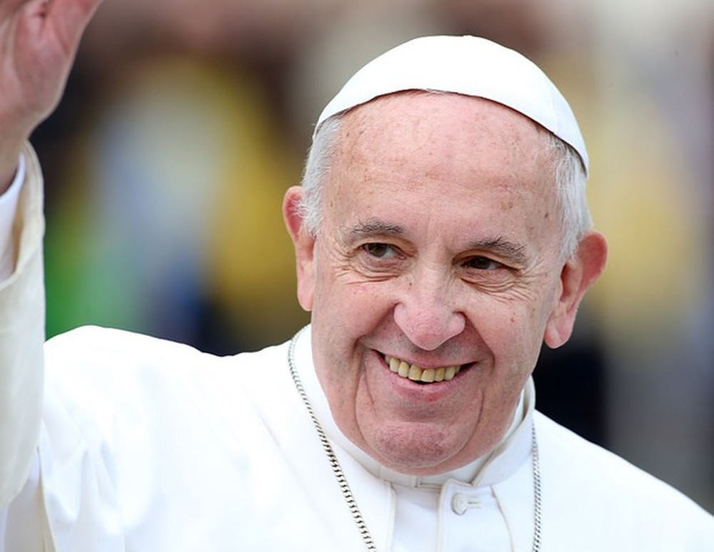 5 momentos fofos do papa com as crianças