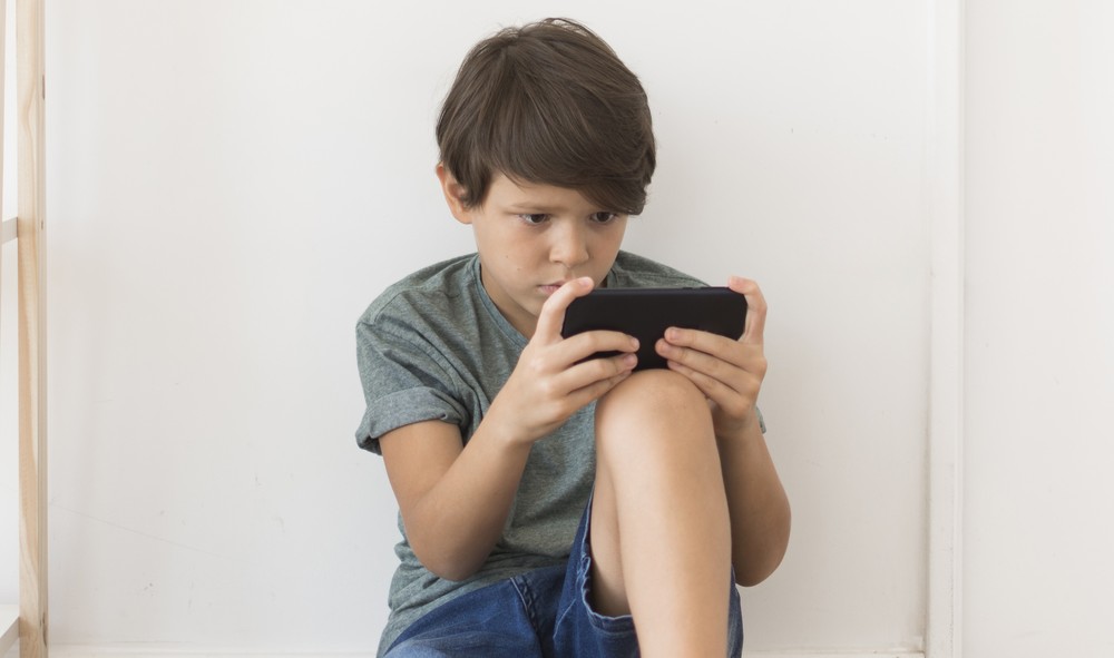 Como vídeos, séries e programas violentos impactam no comportamento dos ...